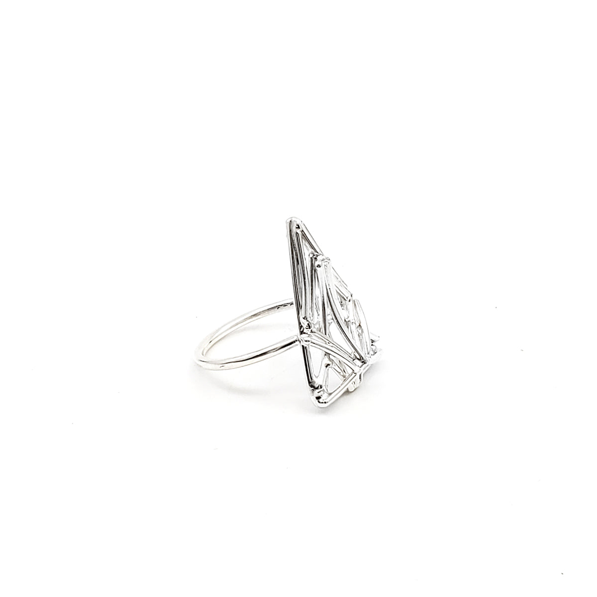 Small Triangle Openwork Ring – Gallery 2052